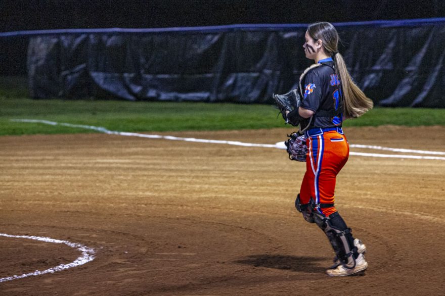 Vernon Lady Yellowjackets Host Destin Lady Sharks Softball – Chipley Bugle