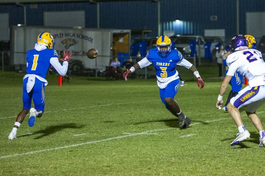Chipley Tigers Host Port St. Joe Football – Chipley Bugle