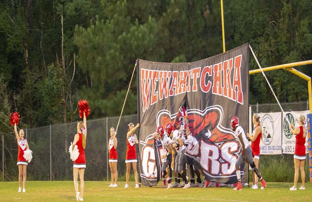 The Vernon Jackets host The Wewa Gators – Chipley Bugle